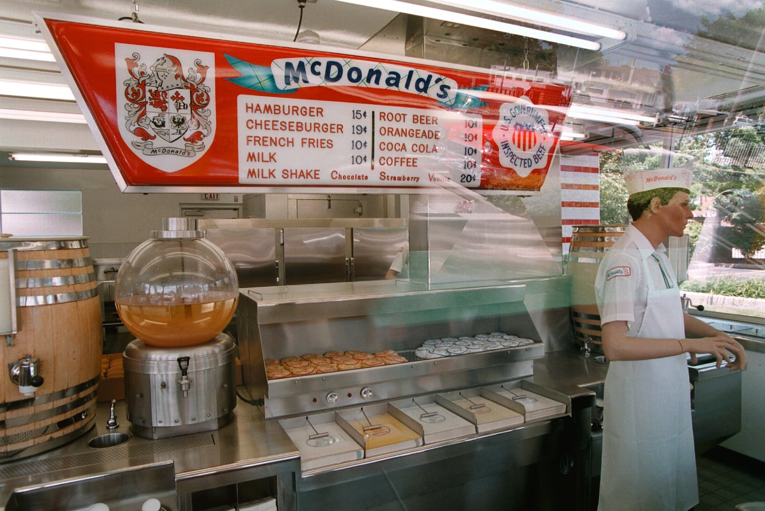 85 years of McDonald's: A glimpse into the fast-food giant's early days ...