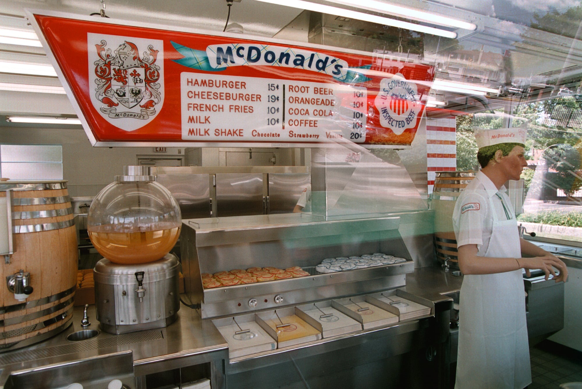 85 years of McDonald's: A glimpse into the fast-food giant's early days ...