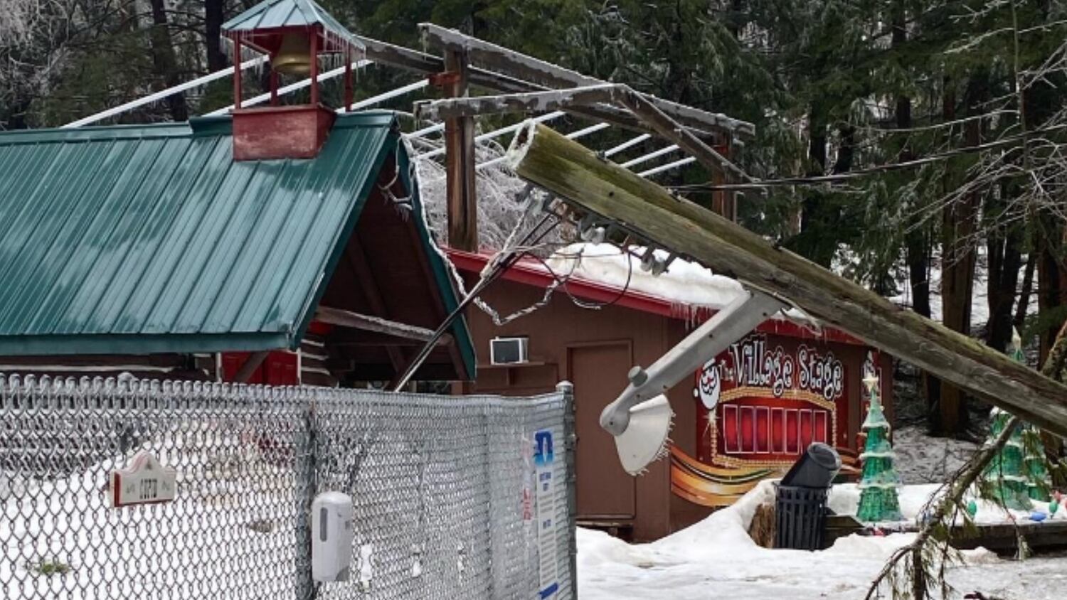 Ice storm causes widespread power outages and damage across Simcoe ...