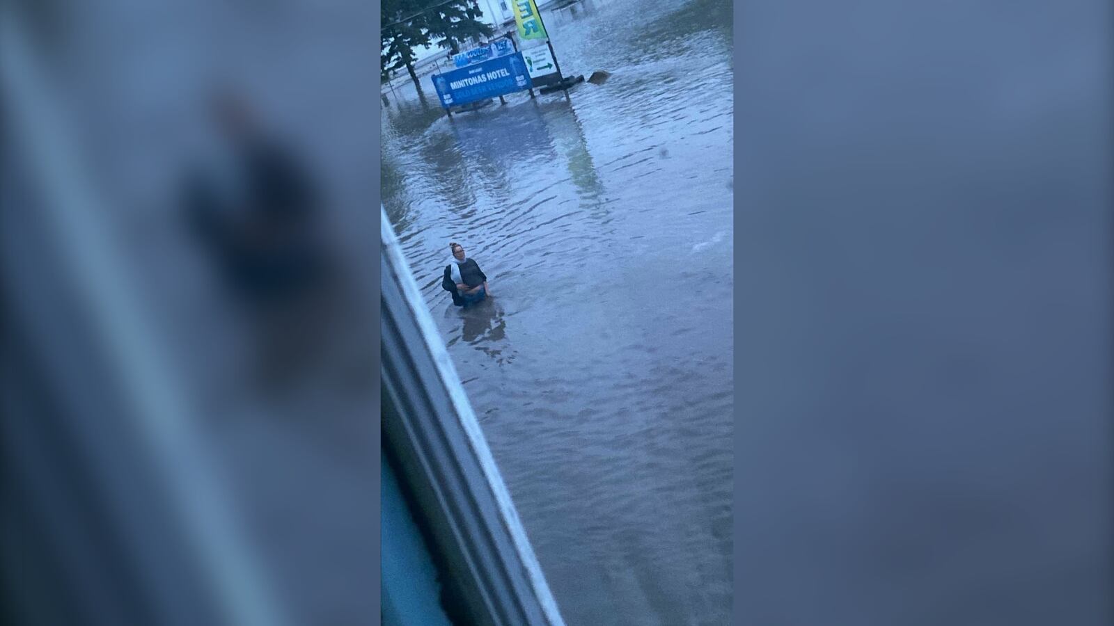 Manitoba flood: Swan River sandbagging after rainstorm deluge