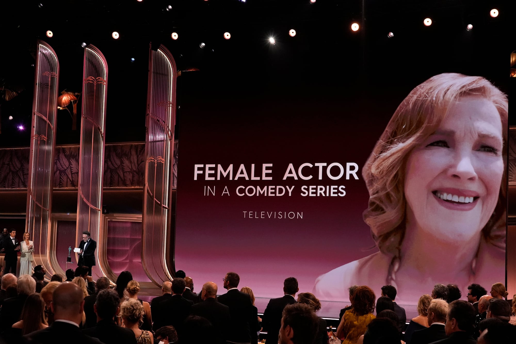 Hollywood’s brightest stars glitz up the runway at 2026 SAG Awards – CP24