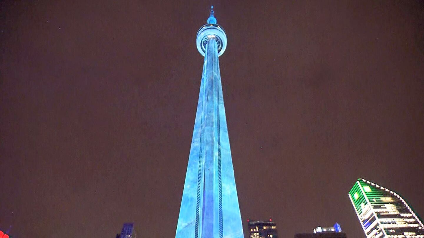 Iceman: Drake ‘freezes’ CN Tower as part of album release
