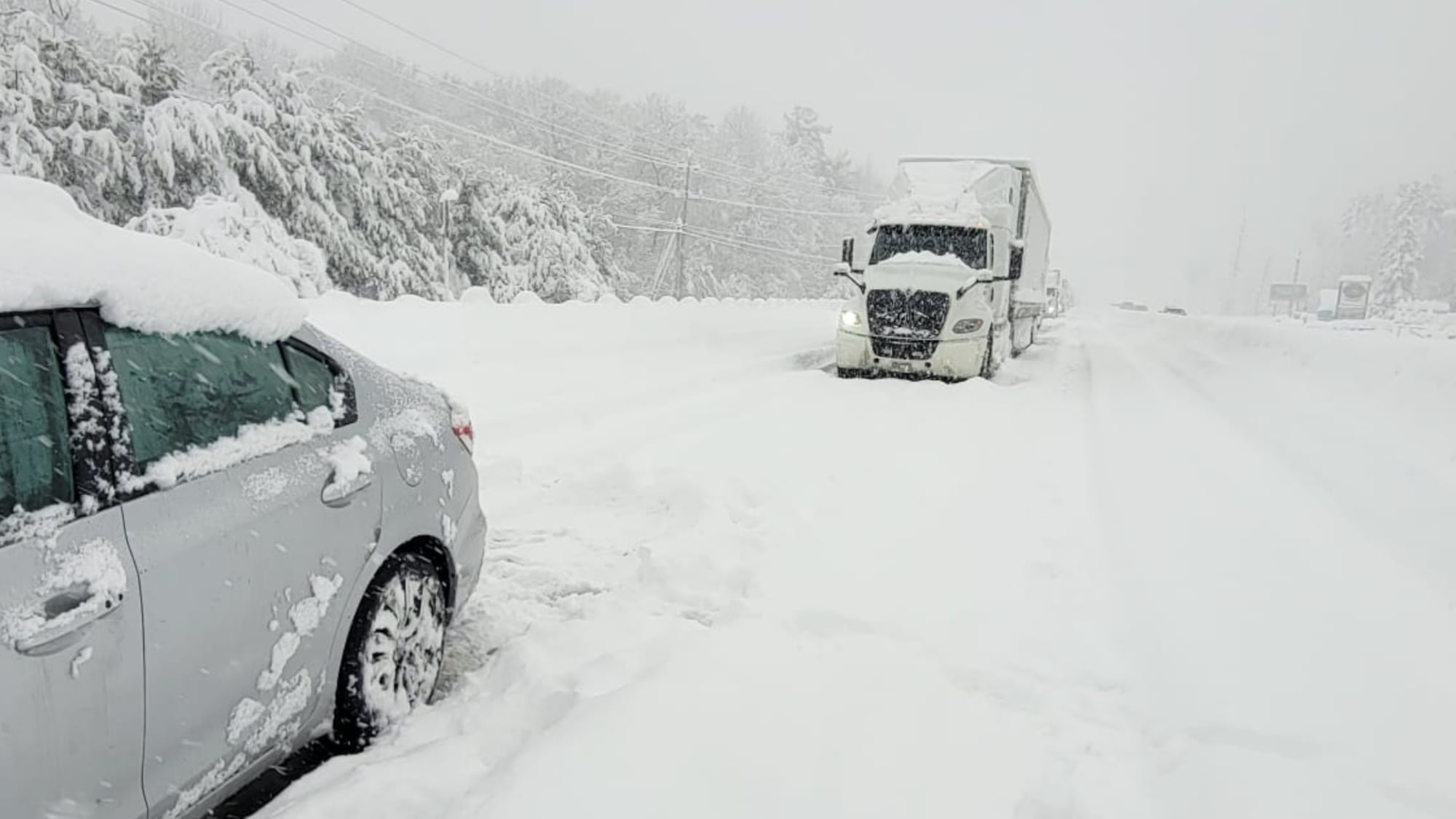 Ontario hit with massive snowfall during first winter storm of season ...