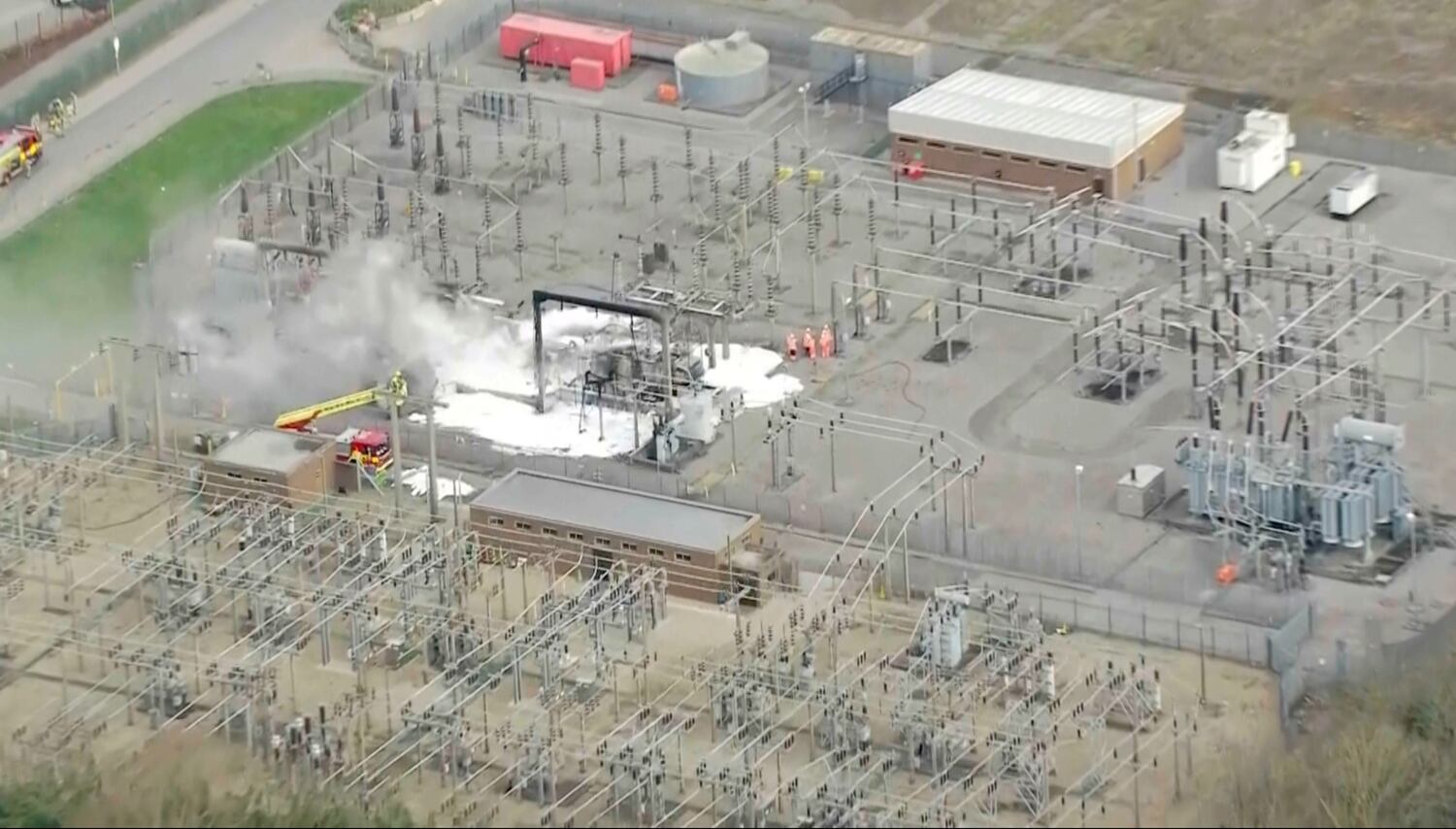 Scenes from London's Heathrow as huge fire shuts down global travel hub ...