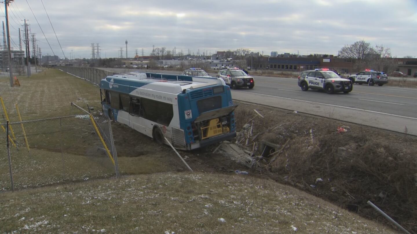 12 people injured after Mississauga bus operator collides with vehicle ...
