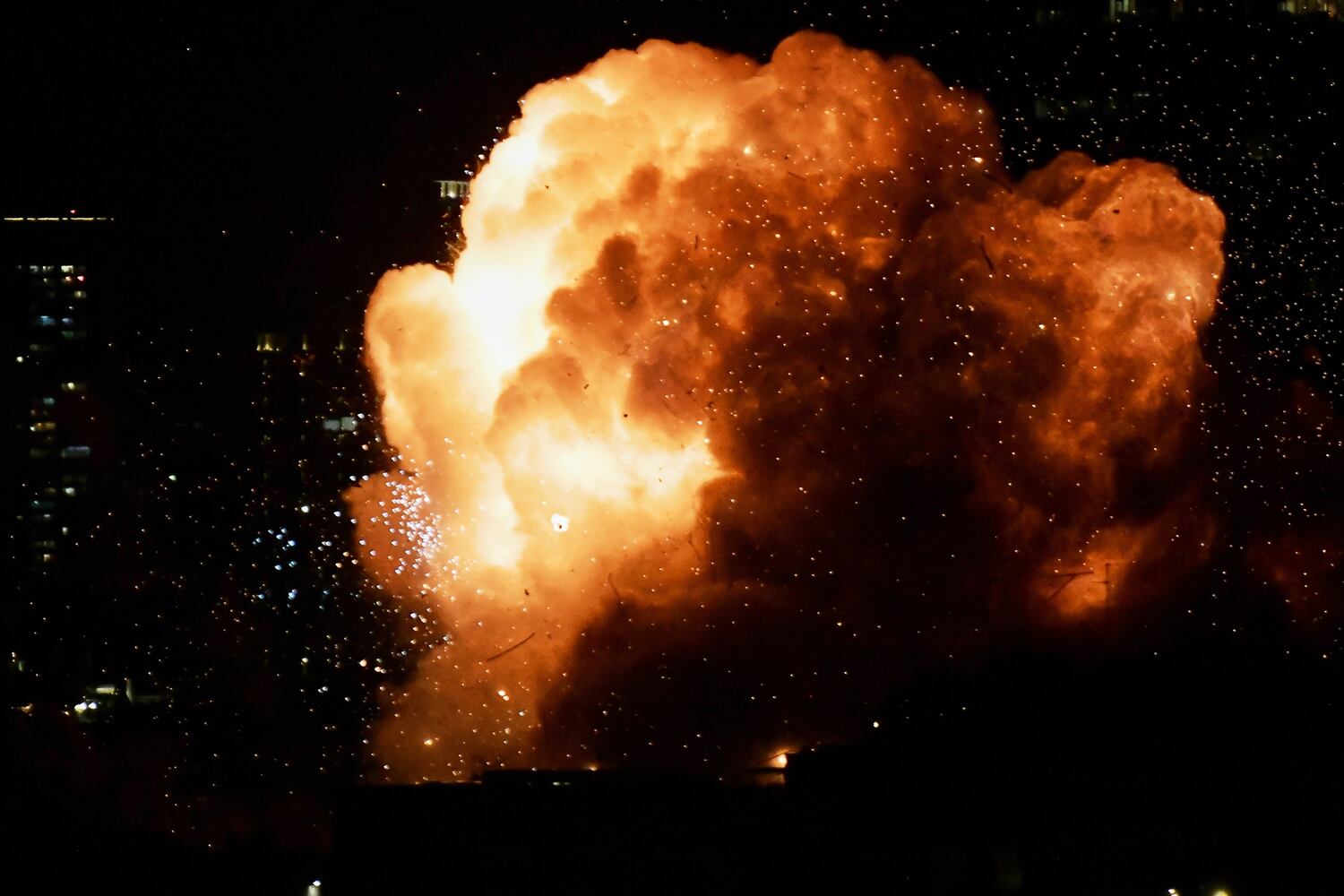 Photos capture scenes from the strikes on Iran – CP24